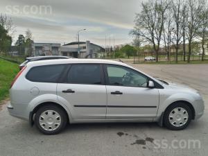 Форд Фокус 2005 в Рига, объемом двигателя 1.60 л и пробегом 126 тыс. км за 1500 €, фото 3 на AUTOMOTO.COM.LV