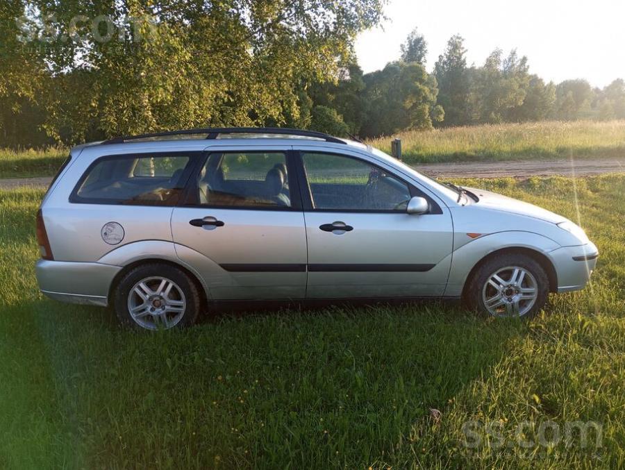 Ford Focus 2005 in Rezekne, with an engine capacity of 1.80 L and mileage of 374 thousand km for 850 €, photo 5 on AUTOMOTO.COM.LV
