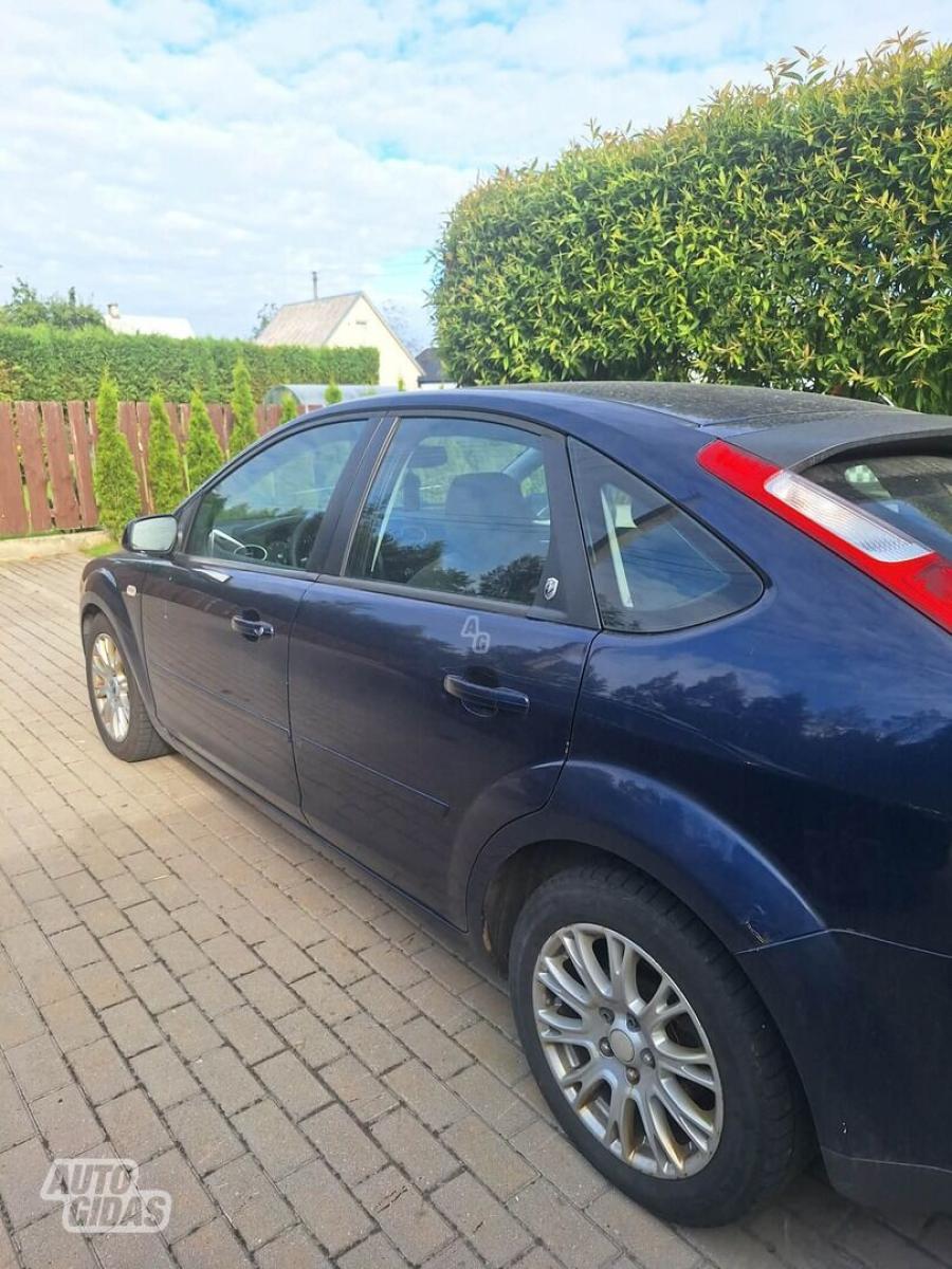 Ford Focus 2005 Kauņa, ar dzinēja tilpumu 2.00 L un nobraukumu 260 tūkst. km par 650 €, foto 3 vietnē AUTOMOTO.COM.LV