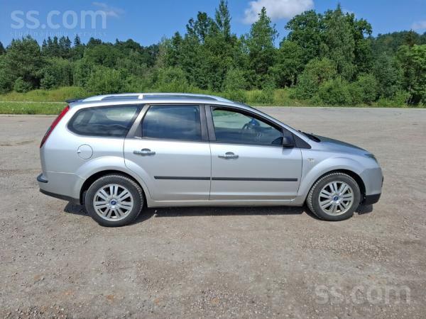 Ford Focus 2006 Talsi, ar dzinēja tilpumu 1.60 L un nobraukumu 369 tūkst. km par 1100 €, foto 5 vietnē AUTOMOTO.COM.LV