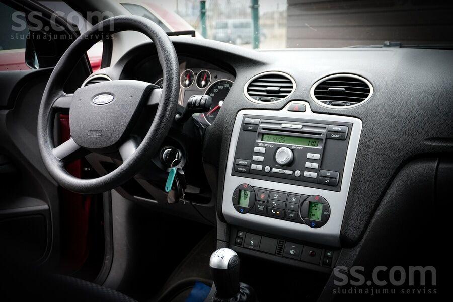 Ford Focus 2006 in Riga, with an engine capacity of 1.60 L and mileage of 182 thousand km for 1490 €, photo 4 on AUTOMOTO.COM.LV