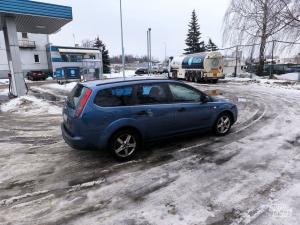 Ford Focus 2006 Kauņa, ar dzinēja tilpumu 1.60 L un nobraukumu 300 tūkst. km par 490 €, foto 4 vietnē AUTOMOTO.COM.LV