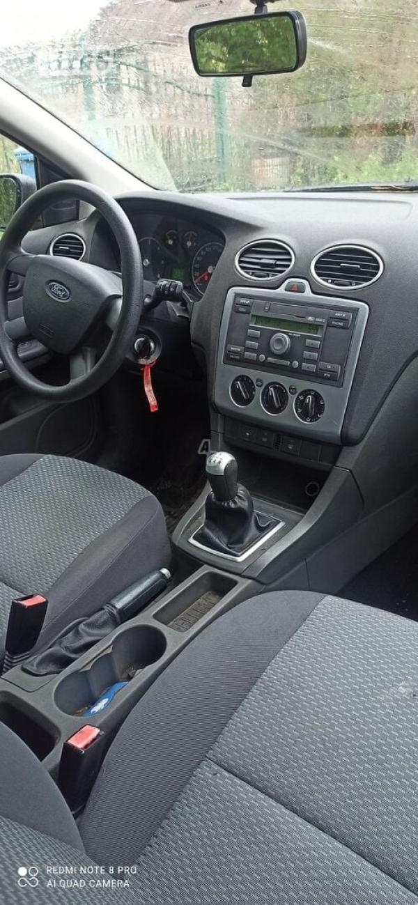 Ford Focus 2006 Kauņa, ar dzinēja tilpumu 1.60 L un nobraukumu 241 tūkst. km par 1450 €, foto 3 vietnē AUTOMOTO.COM.LV