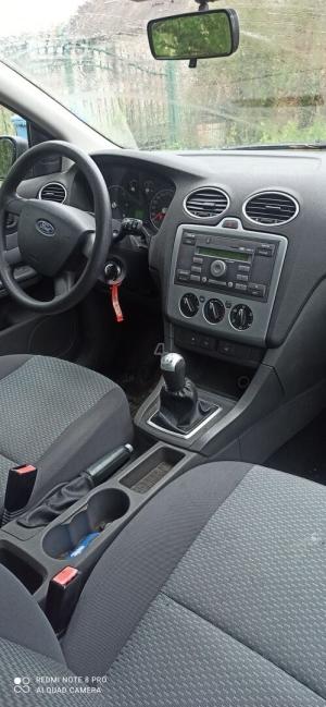 Ford Focus 2006 in Kaunas, with an engine capacity of 1.60 L and mileage of 241 thousand km for 1450 €, photo 4 on AUTOMOTO.COM.LV