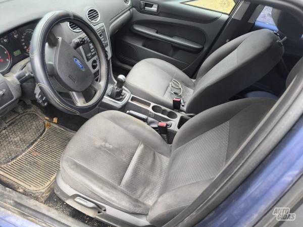 Ford Focus 2006 in Kaunas, with an engine capacity of 1.60 L and mileage of 300 thousand km for 359 €, photo 7 on AUTOMOTO.COM.LV