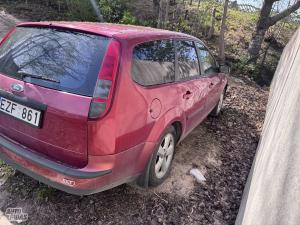Ford Focus 2006 in Siauliai, with an engine capacity of 1.60 L and mileage of 111 thousand km for 480 €, photo 5 on AUTOMOTO.COM.LV
