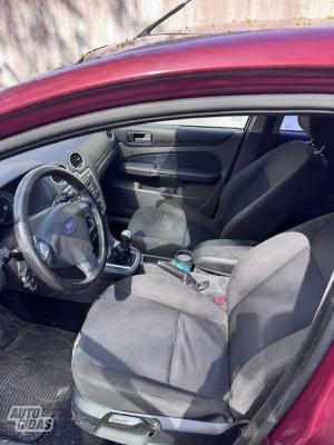 Ford Focus 2006 in Siauliai, with an engine capacity of 1.60 L and mileage of 111 thousand km for 480 €, photo 8 on AUTOMOTO.COM.LV