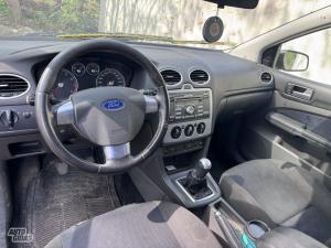 Ford Focus 2006 in Siauliai, with an engine capacity of 1.60 L and mileage of 111 thousand km for 480 €, photo 9 on AUTOMOTO.COM.LV