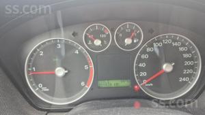Ford Focus 2006 in Riga, with an engine capacity of 1.60 L and mileage of 255 thousand km for 499 €, photo 6 on AUTOMOTO.COM.LV