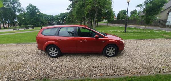 Ford Focus 2006 Viļņa, ar dzinēja tilpumu 1.60 L un nobraukumu 261 tūkst. km par 950 €, foto 8 vietnē AUTOMOTO.COM.LV