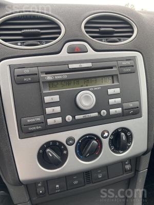 Ford Focus 2006 in Riga, with an engine capacity of 1.60 L and mileage of 284 thousand km for 990 €, photo 3 on AUTOMOTO.COM.LV