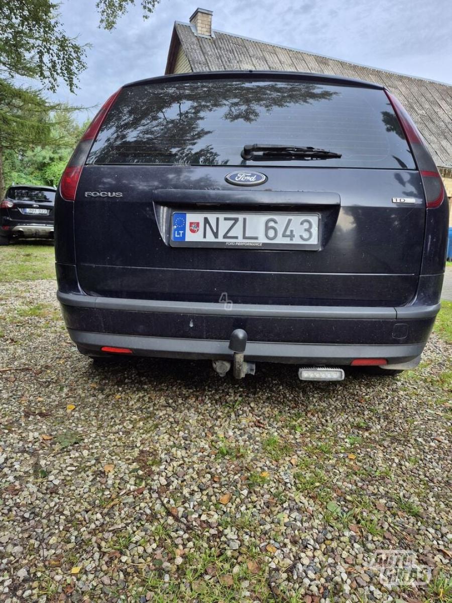 Ford Focus 2006 in Panevezys, with an engine capacity of 2.00 L and mileage of 302 thousand km for 1500 €, photo 7 on AUTOMOTO.COM.LV