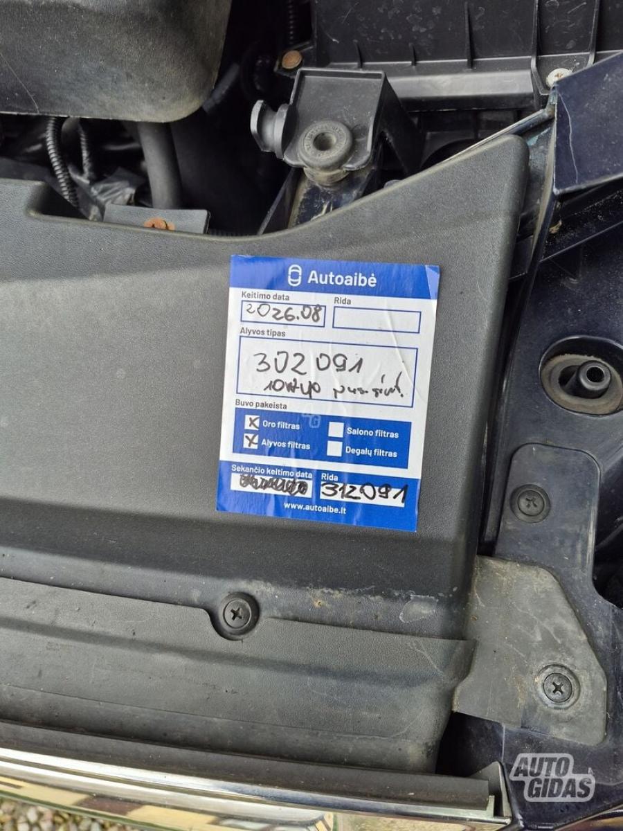 Ford Focus 2006 in Panevezys, with an engine capacity of 2.00 L and mileage of 302 thousand km for 1500 €, photo 11 on AUTOMOTO.COM.LV