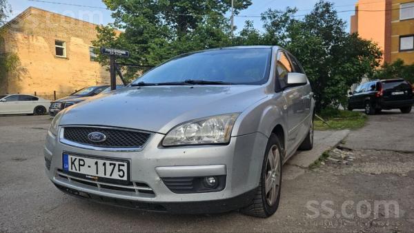 Ford Focus 2007 Rīga, ar dzinēja tilpumu 1.60 L un nobraukumu 300 tūkst. km par 1290 €, foto 1 vietnē AUTOMOTO.COM.LV