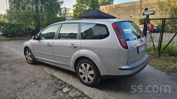 Ford Focus 2007 Rīga, ar dzinēja tilpumu 1.60 L un nobraukumu 300 tūkst. km par 1290 €, foto 6 vietnē AUTOMOTO.COM.LV