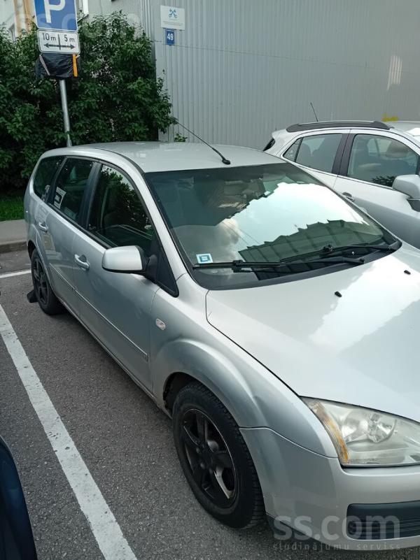 Ford Focus 2007 in Riga, with an engine capacity of 1.60 L and mileage of 326 thousand km for 950 €, photo 2 on AUTOMOTO.COM.LV