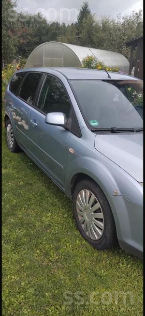Ford Focus 2007 Rīga, ar dzinēja tilpumu 1.60 L un nobraukumu 301 tūkst. km par 990 €, foto  vietnē AUTOMOTO.COM.LV