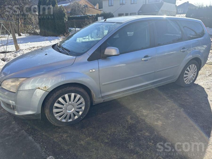 Ford Focus 2007 Rīga, ar dzinēja tilpumu 1.60 L un nobraukumu 301 tūkst. km par 990 €, foto 5 vietnē AUTOMOTO.COM.LV