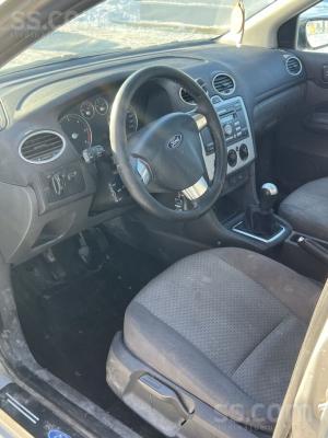 Ford Focus 2007 Rīga, ar dzinēja tilpumu 1.60 L un nobraukumu 326 tūkst. km par 950 €, foto 6 vietnē AUTOMOTO.COM.LV