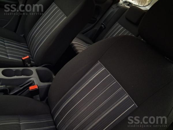 Ford Focus 2008 Rīga, ar dzinēja tilpumu 1.60 L un nobraukumu 247 tūkst. km par 1850 €, foto 4 vietnē AUTOMOTO.COM.LV