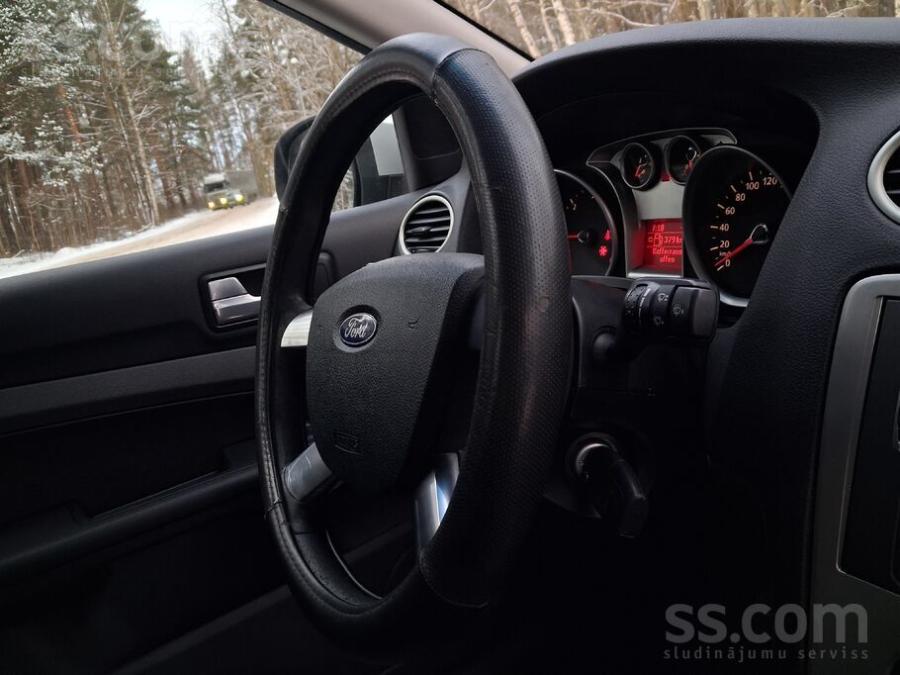 Ford Focus 2008 Rīga, ar dzinēja tilpumu 1.60 L un nobraukumu 247 tūkst. km par 1850 €, foto 19 vietnē AUTOMOTO.COM.LV