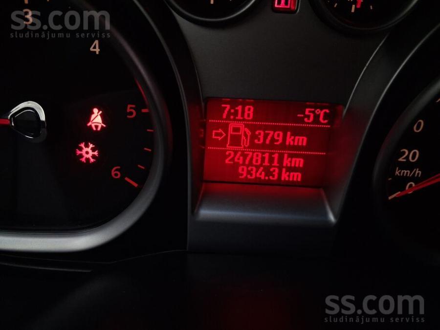 Ford Focus 2008 Rīga, ar dzinēja tilpumu 1.60 L un nobraukumu 247 tūkst. km par 1850 €, foto 20 vietnē AUTOMOTO.COM.LV