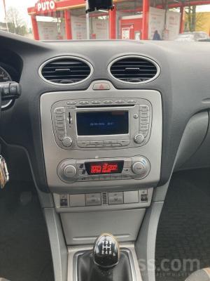 Ford Focus 2008 Rīga, ar dzinēja tilpumu 1.60 L un nobraukumu 307 tūkst. km par 950 €, foto 16 vietnē AUTOMOTO.COM.LV
