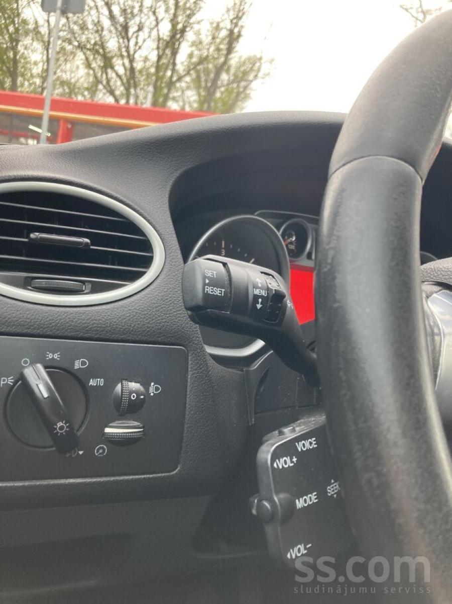 Ford Focus 2008 Rīga, ar dzinēja tilpumu 1.60 L un nobraukumu 307 tūkst. km par 950 €, foto 20 vietnē AUTOMOTO.COM.LV