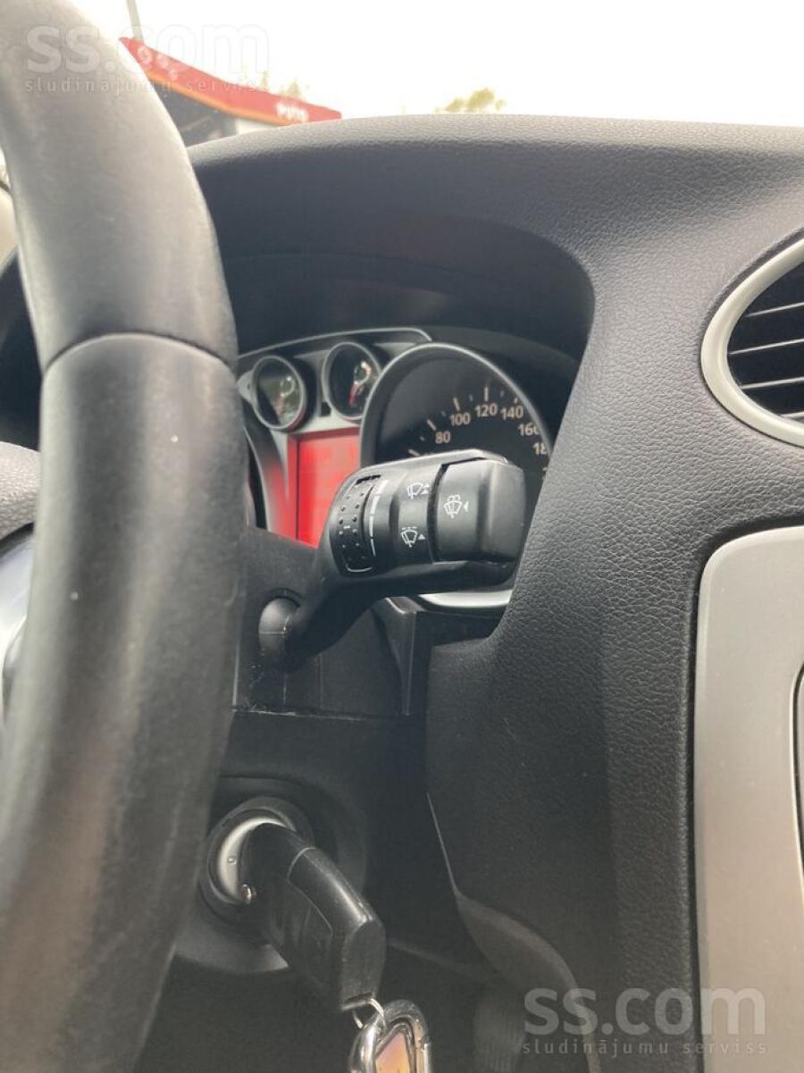 Ford Focus 2008 Rīga, ar dzinēja tilpumu 1.60 L un nobraukumu 307 tūkst. km par 950 €, foto 21 vietnē AUTOMOTO.COM.LV
