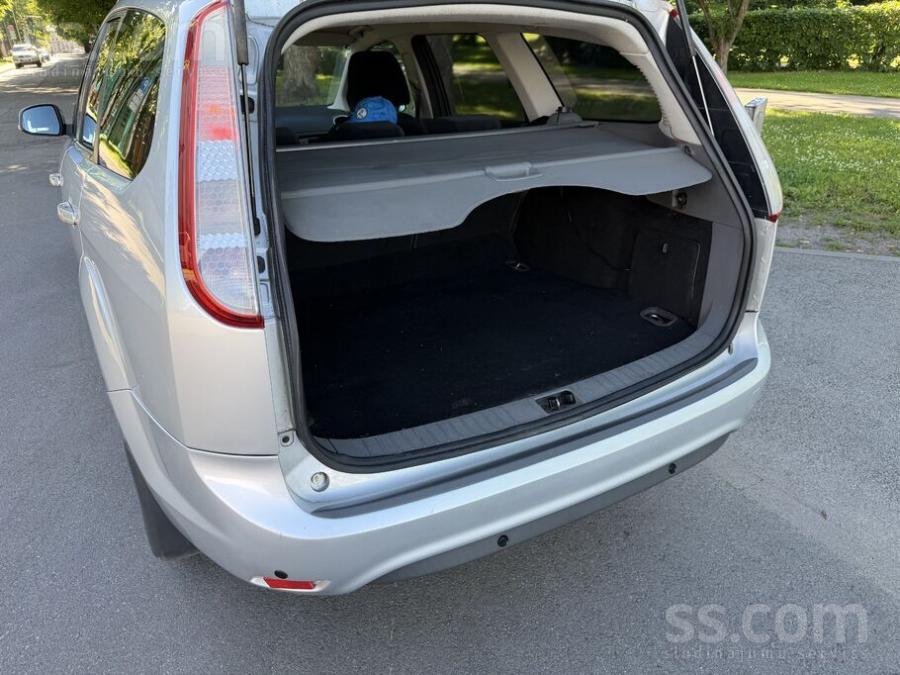 Ford Focus 2008 Rīga, ar dzinēja tilpumu 2.00 L un nobraukumu 317 tūkst. km par 2200 €, foto 8 vietnē AUTOMOTO.COM.LV