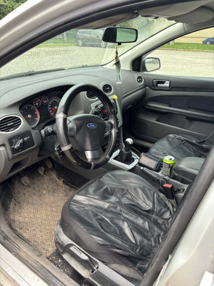 Ford Focus 2008 in Tallinn, with an engine capacity of 1.80 L and mileage of 364 thousand km for 700 €, photo 6 on AUTOMOTO.COM.LV
