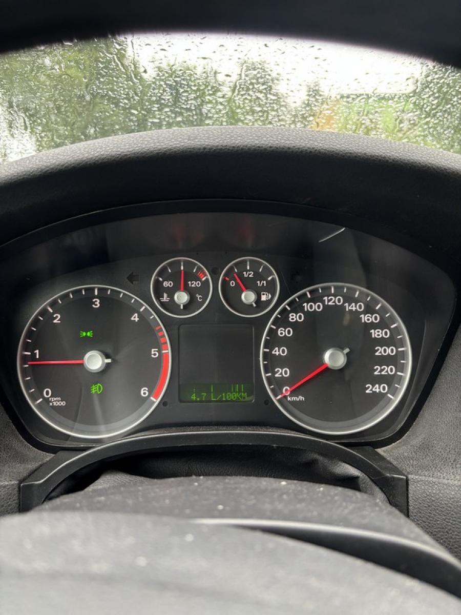 Ford Focus 2008 in Tallinn, with an engine capacity of 1.80 L and mileage of 364 thousand km for 700 €, photo 13 on AUTOMOTO.COM.LV