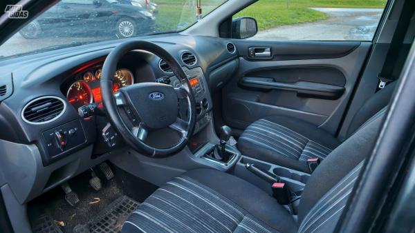 Ford Focus 2008 in Siauliai, with an engine capacity of 1.60 L and mileage of 300 thousand km for 760 €, photo 7 on AUTOMOTO.COM.LV