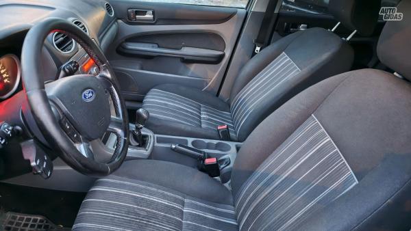 Ford Focus 2008 in Siauliai, with an engine capacity of 1.60 L and mileage of 300 thousand km for 760 €, photo 8 on AUTOMOTO.COM.LV