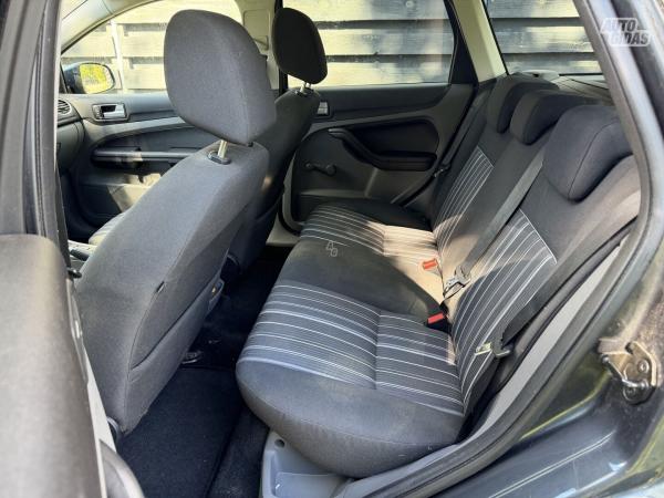 Ford Focus 2008 Utena, ar dzinēja tilpumu 1.60 L un nobraukumu 247 tūkst. km par 1350 €, foto 10 vietnē AUTOMOTO.COM.LV