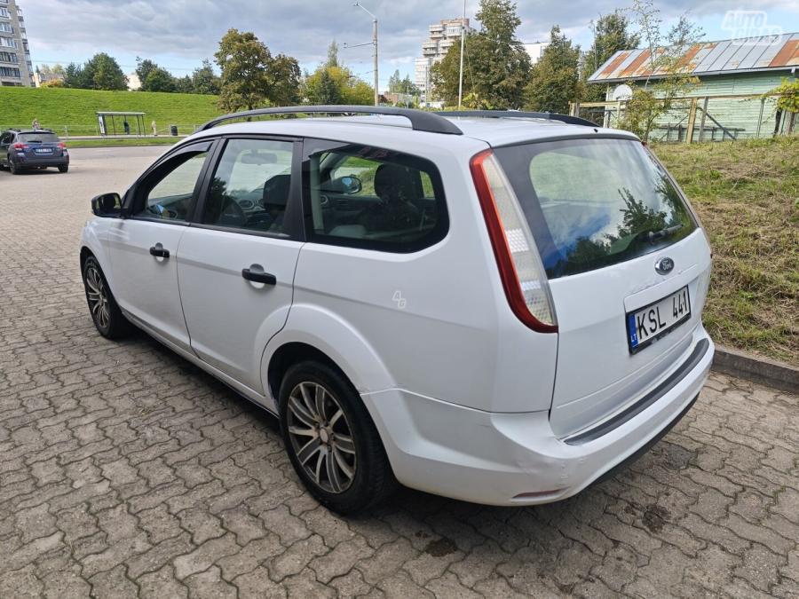Ford Focus 2008 in Vilnius, with an engine capacity of 1.60 L and mileage of 390 thousand km for 630 €, photo 5 on AUTOMOTO.COM.LV