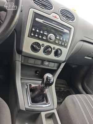 Ford Focus 2008 in Vilnius, with an engine capacity of 1.60 L and mileage of 390 thousand km for 630 €, photo 8 on AUTOMOTO.COM.LV
