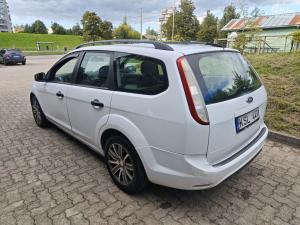 Ford Focus 2008 in Vilnius, with an engine capacity of 1.60 L and mileage of 390 thousand km for 599 €, photo 5 on AUTOMOTO.COM.LV