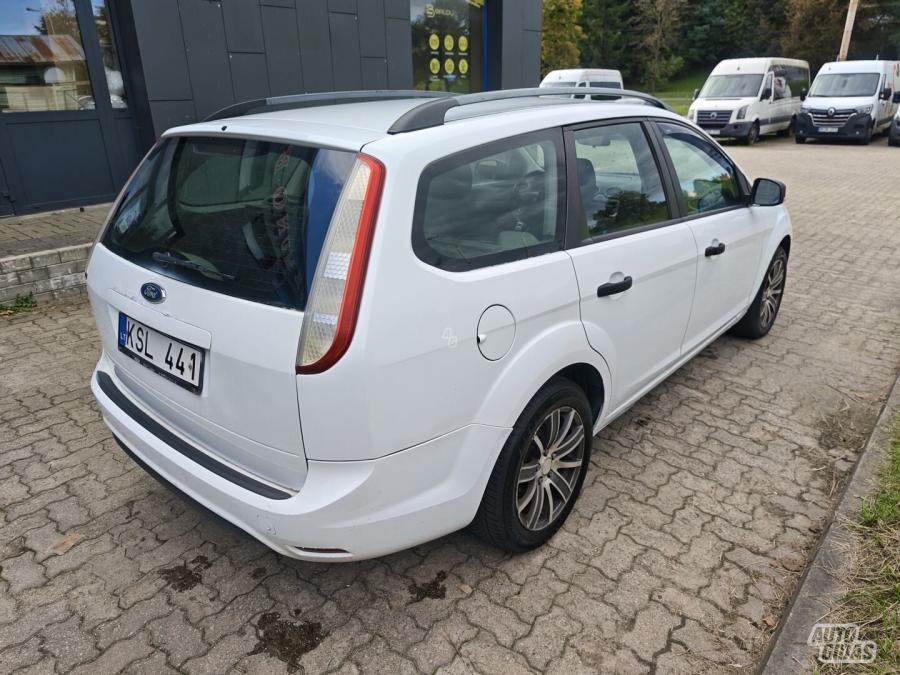 Ford Focus 2008 in Vilnius, with an engine capacity of 1.60 L and mileage of 390 thousand km for 599 €, photo 6 on AUTOMOTO.COM.LV