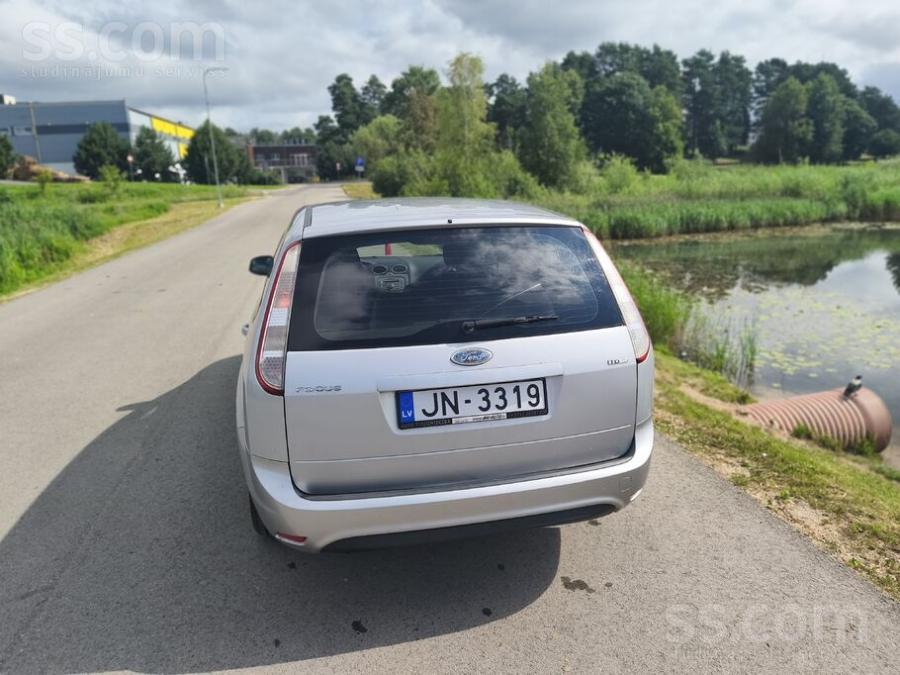 Ford Focus 2009 in Ogre, with an engine capacity of 2.00 L and mileage of 300 thousand km for 2000 €, photo 4 on AUTOMOTO.COM.LV