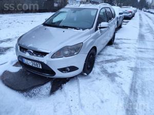 Ford Focus 2009 Rīga, ar dzinēja tilpumu 1.60 L un nobraukumu 258 tūkst. km par 2500 €, foto  vietnē AUTOMOTO.COM.LV