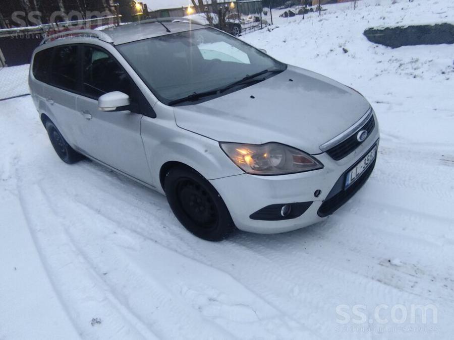 Ford Focus 2009 Rīga, ar dzinēja tilpumu 1.60 L un nobraukumu 258 tūkst. km par 2500 €, foto 4 vietnē AUTOMOTO.COM.LV