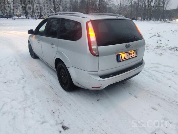 Ford Focus 2009 in Riga, with an engine capacity of 1.60 L and mileage of 258 thousand km for 2500 €, photo 6 on AUTOMOTO.COM.LV