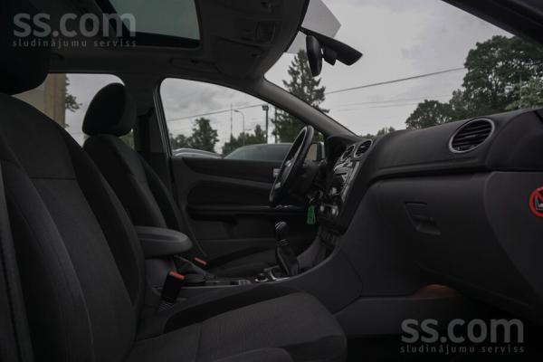 Ford Focus 2009 Rīga, ar dzinēja tilpumu 1.60 L un nobraukumu 205 tūkst. km par 2990 €, foto 5 vietnē AUTOMOTO.COM.LV