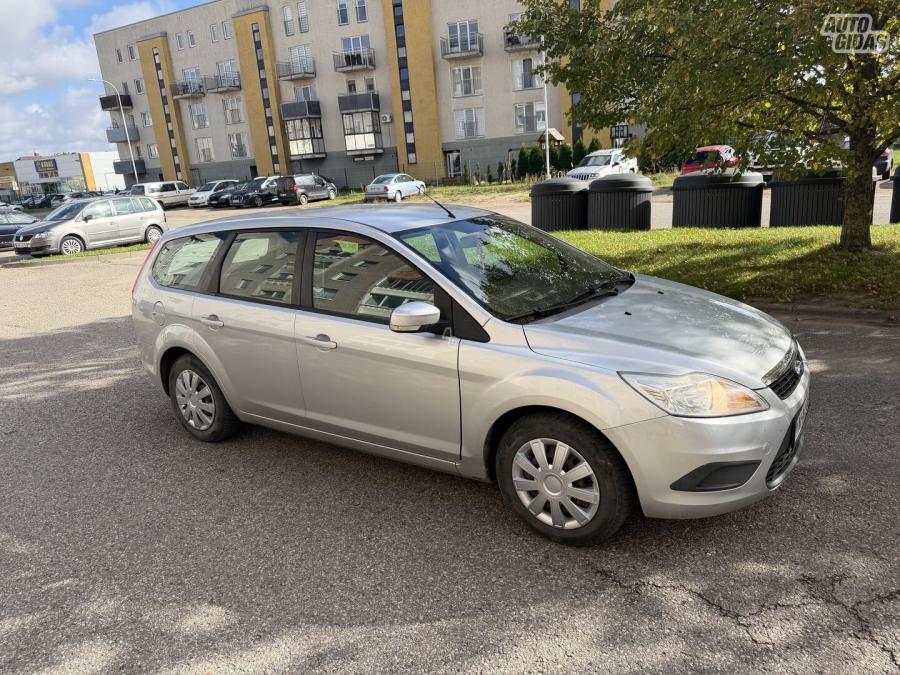 Ford Focus 2009 in Marijampole, with an engine capacity of 1.60 L and mileage of 300 thousand km for 1500 €, photo 4 on AUTOMOTO.COM.LV