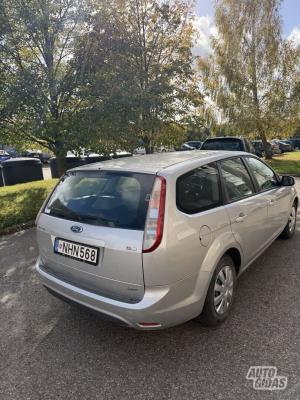 Ford Focus 2009 in Marijampole, with an engine capacity of 1.60 L and mileage of 300 thousand km for 1500 €, photo 6 on AUTOMOTO.COM.LV