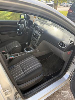 Ford Focus 2009 in Marijampole, with an engine capacity of 1.60 L and mileage of 300 thousand km for 1500 €, photo 12 on AUTOMOTO.COM.LV