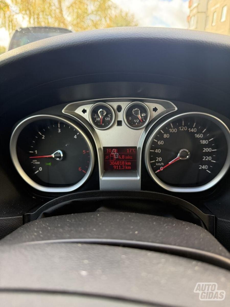 Ford Focus 2009 in Marijampole, with an engine capacity of 1.60 L and mileage of 300 thousand km for 1500 €, photo 14 on AUTOMOTO.COM.LV