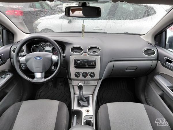 Ford Focus 2010 Viļņa, ar dzinēja tilpumu 1.60 L un nobraukumu 321 tūkst. km par 850 €, foto 8 vietnē AUTOMOTO.COM.LV