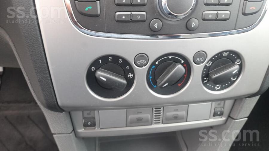 Ford Focus 2010 Rīga, ar dzinēja tilpumu 1.60 L un nobraukumu 193 tūkst. km par 3000 €, foto 17 vietnē AUTOMOTO.COM.LV